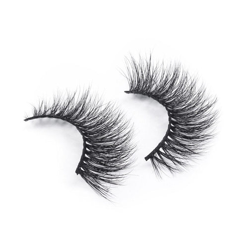 Full of Lush Glam Lashes – Perfect Locks